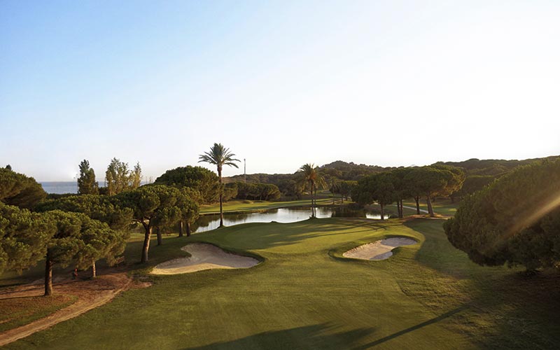 Barcelona Golf Destination. Jouez au golf à Barcelone | Barcelona Golf ...